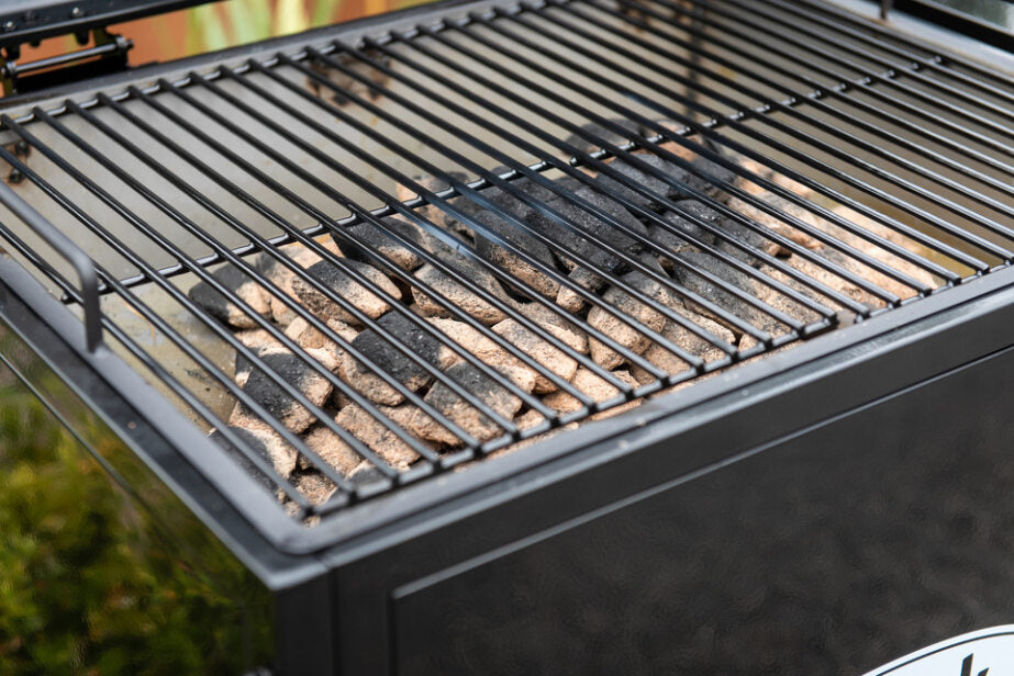 Outback Roast Box 650 Charcoal Braai – www.onlinebraaishop.co.za